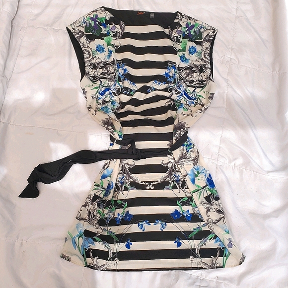 Dex | Dresses | 32 Dex Striped Floral Print Mini Dress | Poshmark
